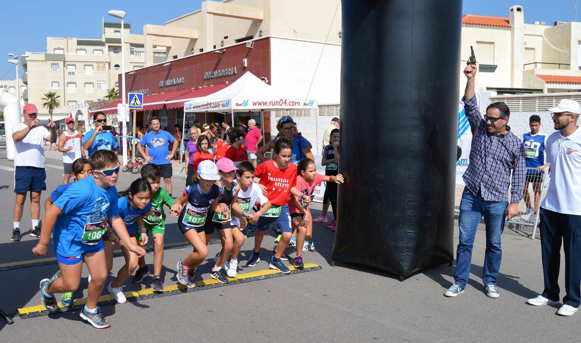 350 atletas participan en la 6ª Carrera Run 04 disputada en el parque ...