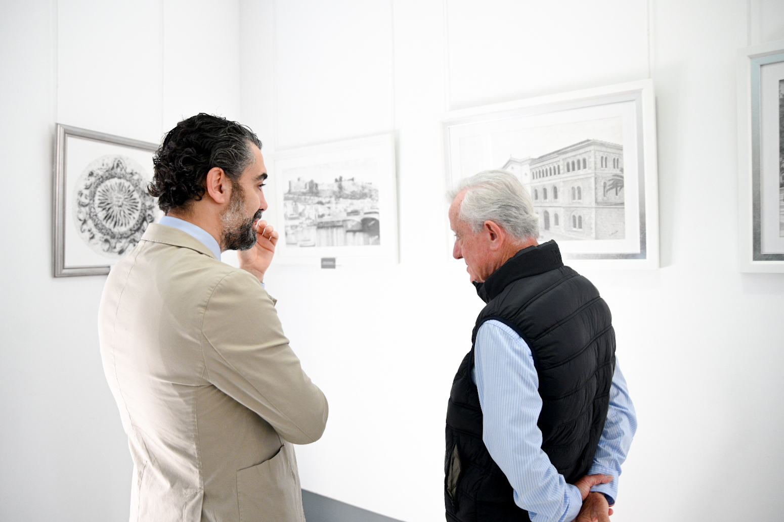 La Sala Jayrán muestra 18 obras del artista Enrique Muñoz Álvarez ...
