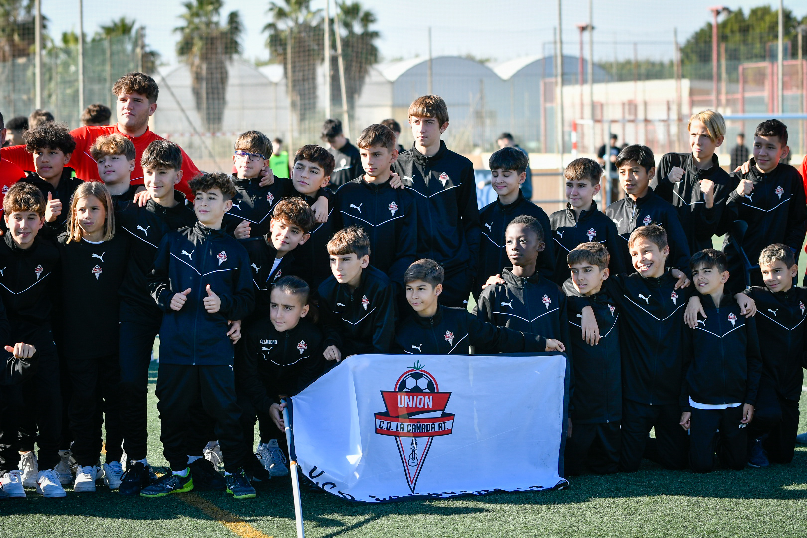 La Cañada Atlético presenta 33 equipos y más de 650 futbolistas ...